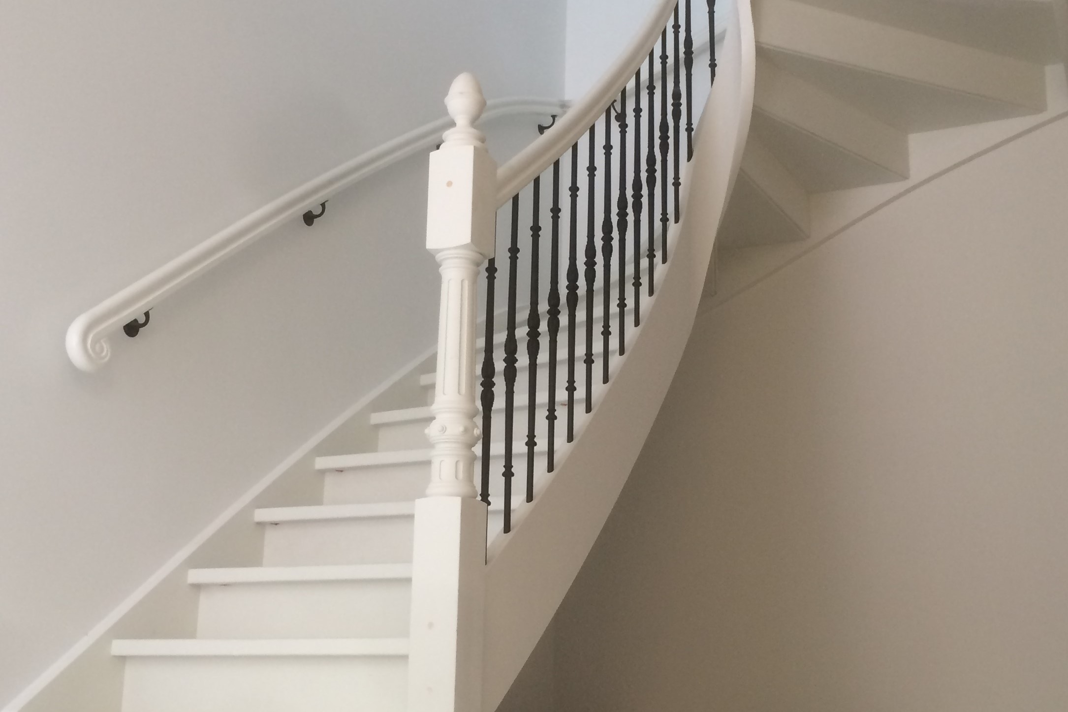 In 6 stappen jouw trapspijlen vervangen én traprenovatie - Spijl in Stijl