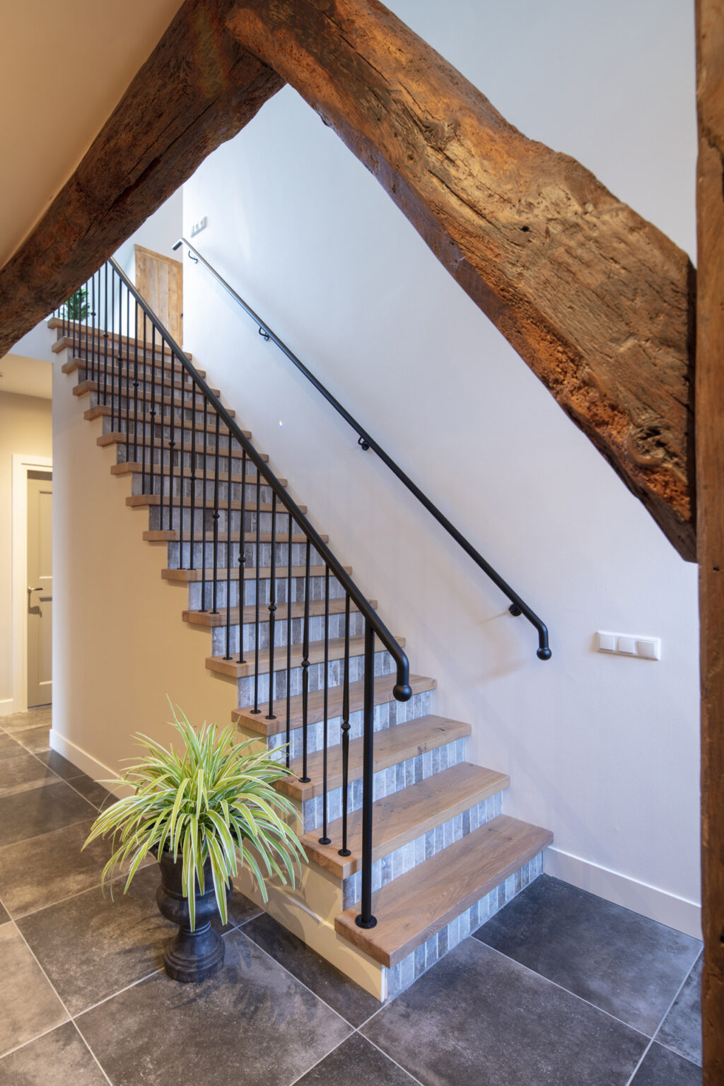 Metalen trapspijl | Grande Forge | Spijl in Stijl