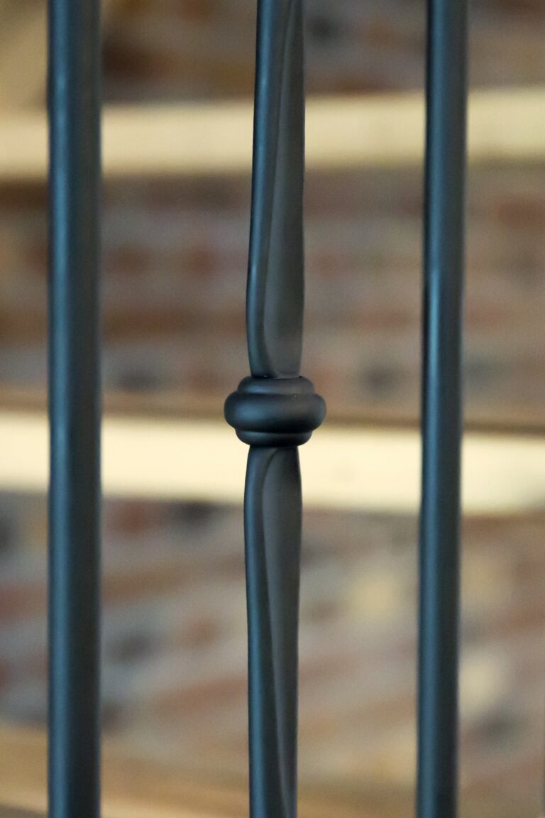 Metalen trapspijl MR-06 | Spijl in Stijl | direct uit voorraad leverbaar